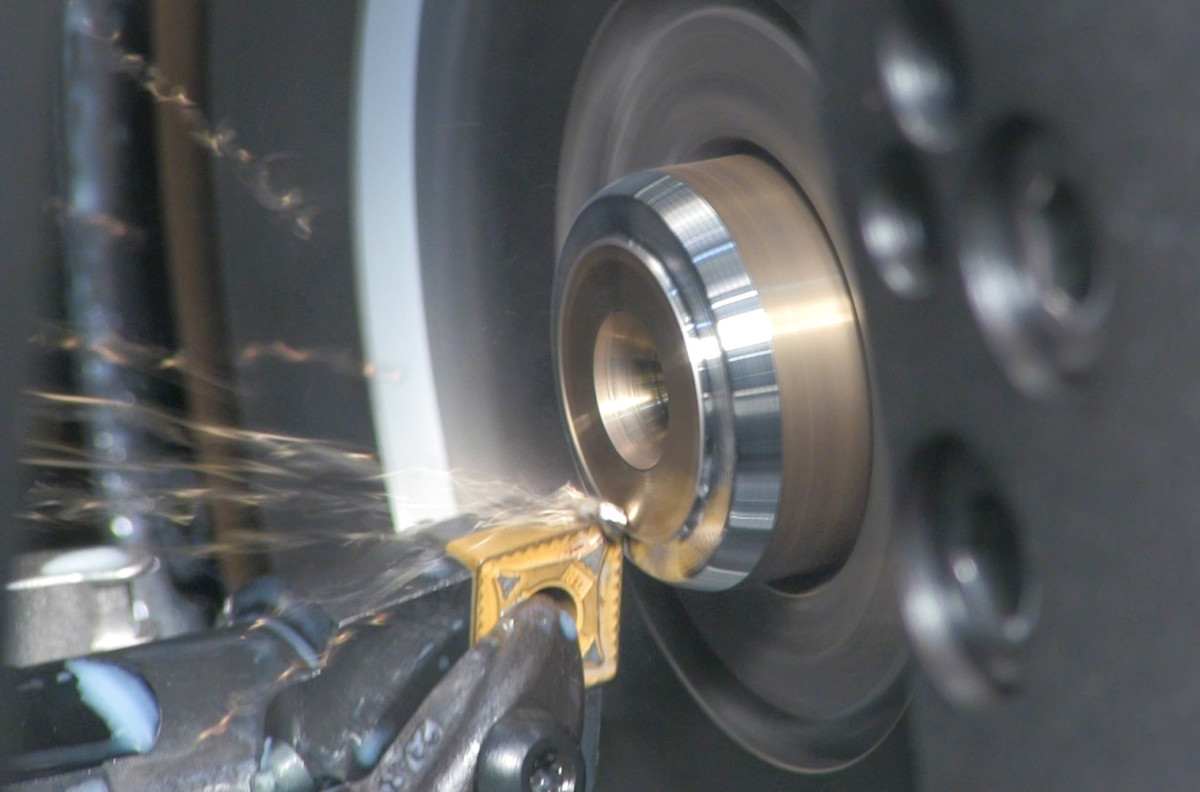 Center Drive Turning Process